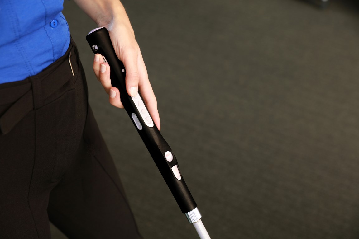 WeWalk Limited WeWALK Smart Cane 2 and WeASSIST | Mobility for ALL - 移動の可能性を、すべての人に。 | Make a ...